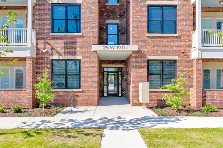 Brand New 2 Bed In The Middle Of It All! - Lookout Mountain, GA