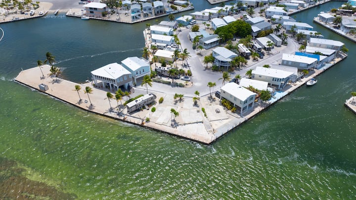Open Water Rv Lot 383 With 41' + 12' Split Seawall - Big Pine Key, FL