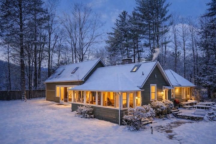 Phoenicia Farmhouse: Heated Pool | Mtn View Oasis - Phoenicia, NY