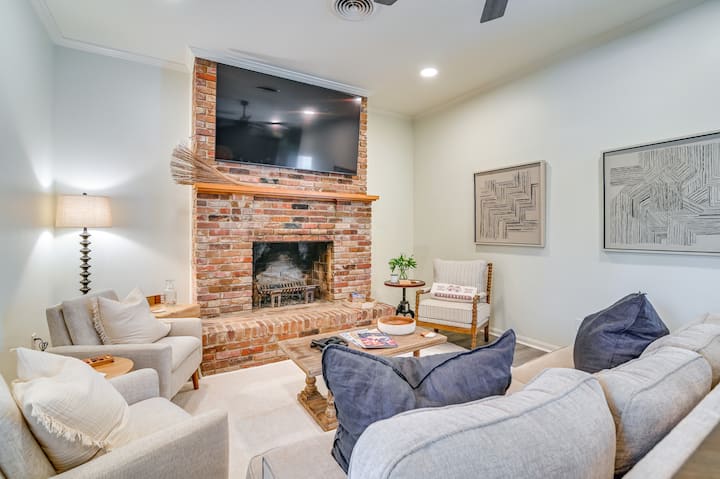 1 Mi To Miss State: ‘Wremy Cottage’ W/ Deck & Yard - 스탁빌