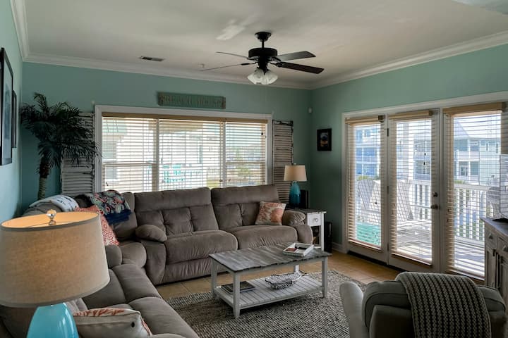 Snow-bird Friendly Waterfront Home W/ Ocean Views - Ocean Isle Beach, NC