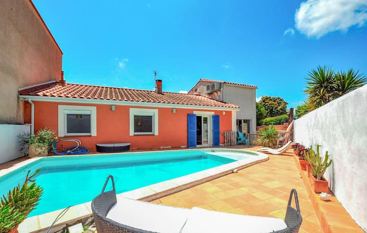 Awesome Home In Saleilles - Perpignan