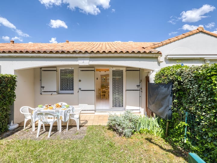 Maylis By Interhome - Saint-Palais-sur-Mer