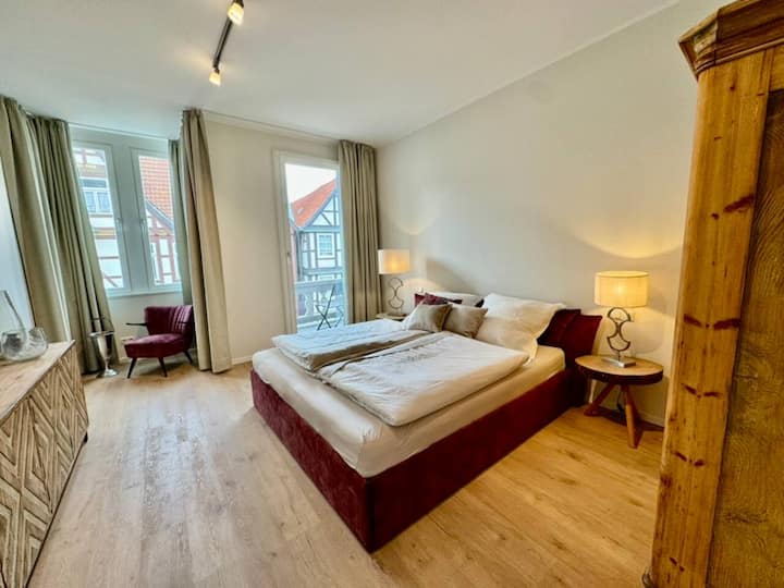 Mel&bens Balkon-suite | Altstadt | Parkoption - Celle