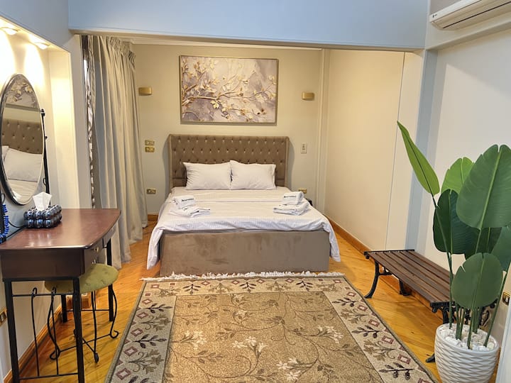 Cozy 2br Riverside Stay – Agouza – By Kemetland - El Cairo