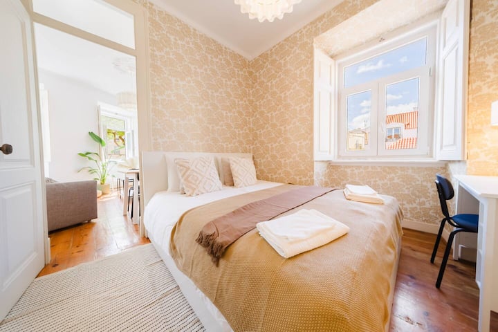Alfama Retreat: 4br With Breathtaking River Views - Lisbon