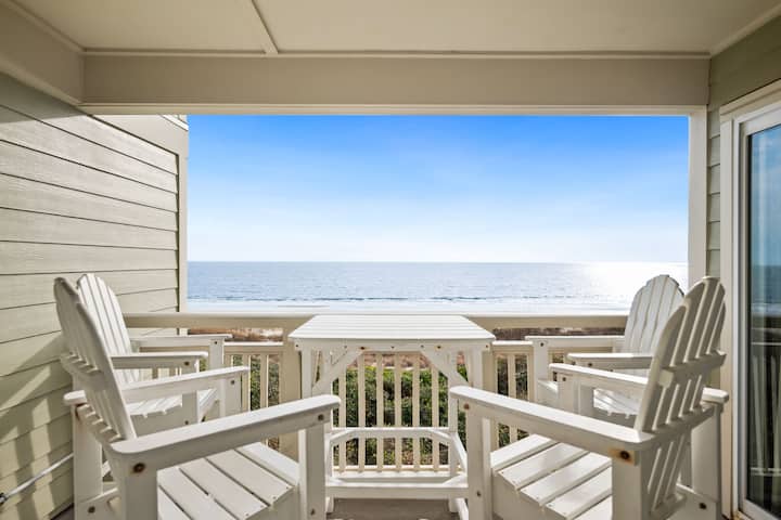 Beach Retreat: Oceanfront Upper Level Corner Unit - Bald Head Island