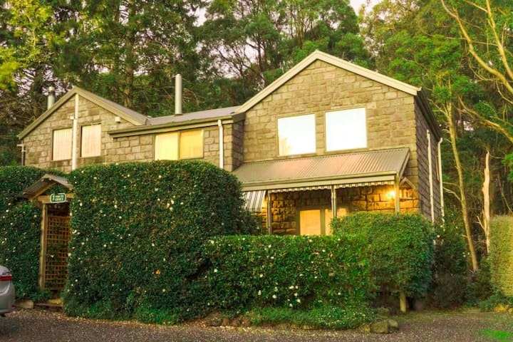 Stayau Bayview Candlewick Suite Spa In Dandenong - Dandenong Ranges