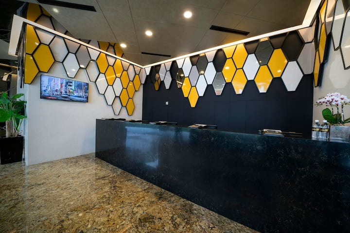 Superior Twin Room, Modern Hotel In Trendy Area - Newton