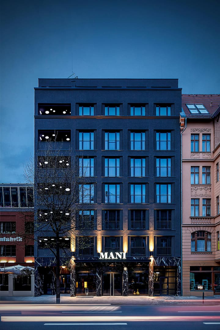 Perfect Location In Berlin Mitte - Hip Bar - Berlin