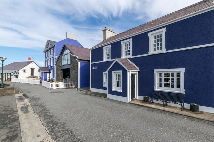 2 Bed In Aberaeron (Oc-bow173) - Aberaeron
