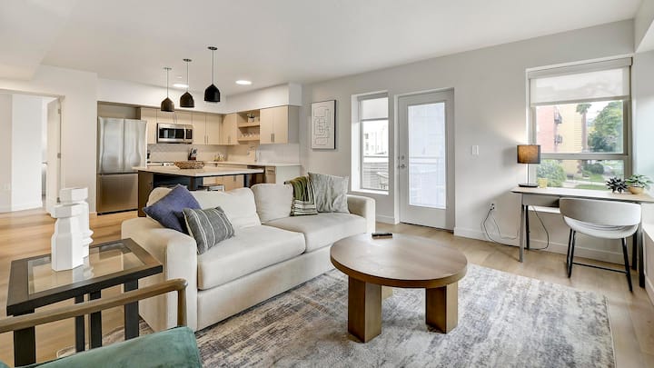 Landing | Chic 2bd, Yoga Studio, Gym - Salt Lake City, UT