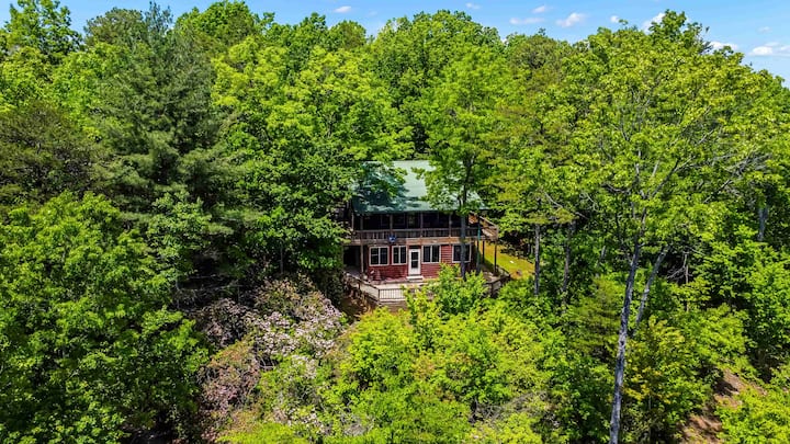 Overlook Retreat W/ Stunning Mountain Views - Blue Ridge, GA