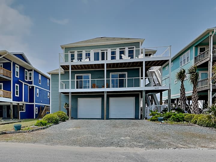 Nice Catch | Pet-friendly, Water Views - Topsail Beach, NC