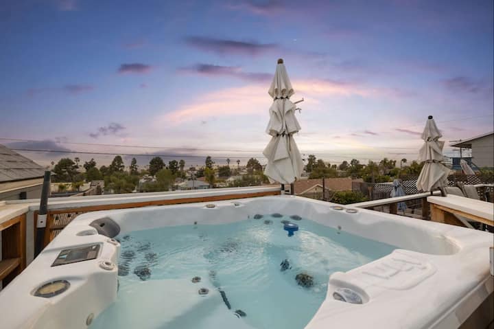 Ocean Views, Hot Tub, Great Location, Spacious - オーシャンサイド, CA