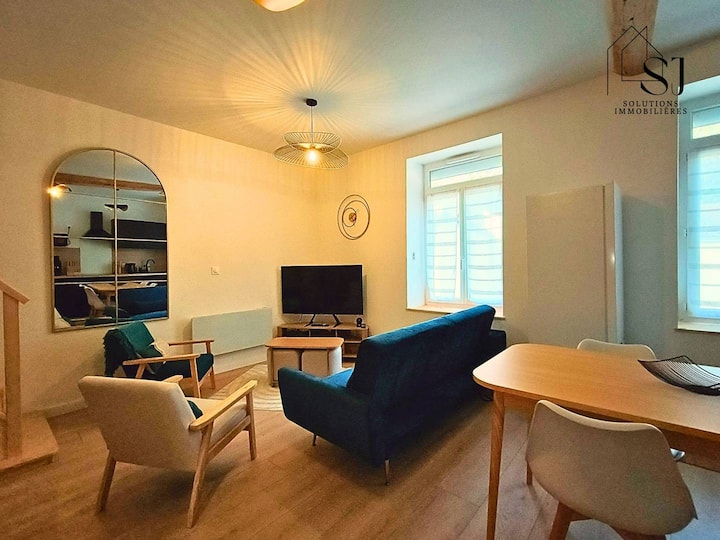 Charmant Appartement De Deux Chambres En Duplex à - Pont Saint-Martin