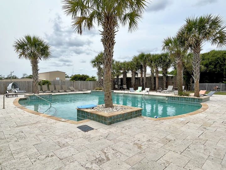 Oceanview Townes 7 - Bald Head Island, NC