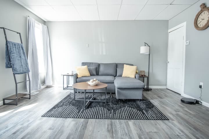 The Croghan Stay - Adirondack Mountains