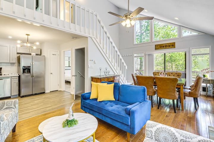 Poconos Family Home W/ Lake Access & Game Room - Gouldsboro Lake, PA
