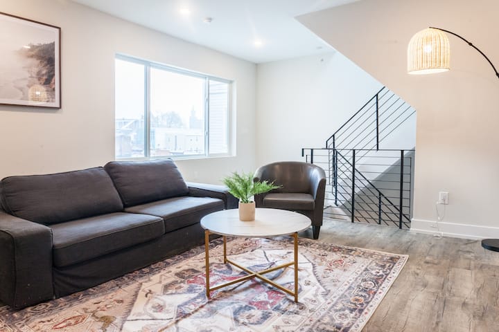 2bed+bath,wd+wifi+central+toaster - Philadelphia, PA