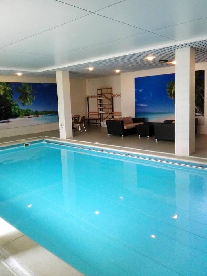 Tranquil Escape With Indoor Pool And Parking! - Groesbeek