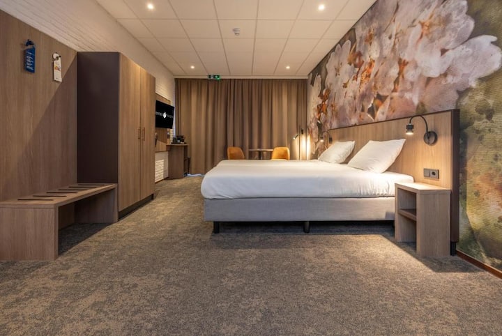 Peaceful Nature Retreat With Balcony, Parking! - Nijmegen