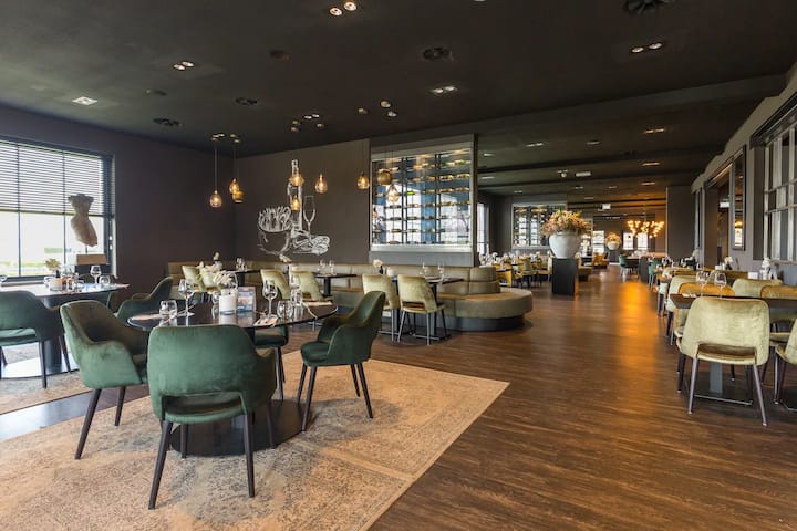 Timeless Walks And Restful Nights! Onsite Dining - Gemert