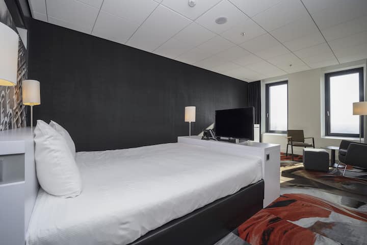 Stay With Indoor Pool Near Leiden Old Town - Leiden