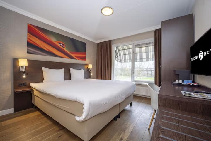 Nature Escape W/ Free Parking & Breakfast - Vlissingen