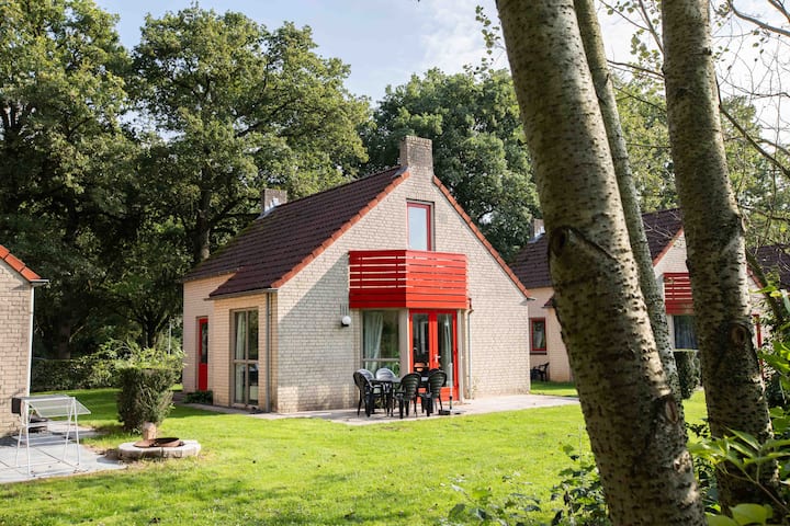Family-friendly Cottage By The Lake 3br, Sleeps 6 - Nijmegen