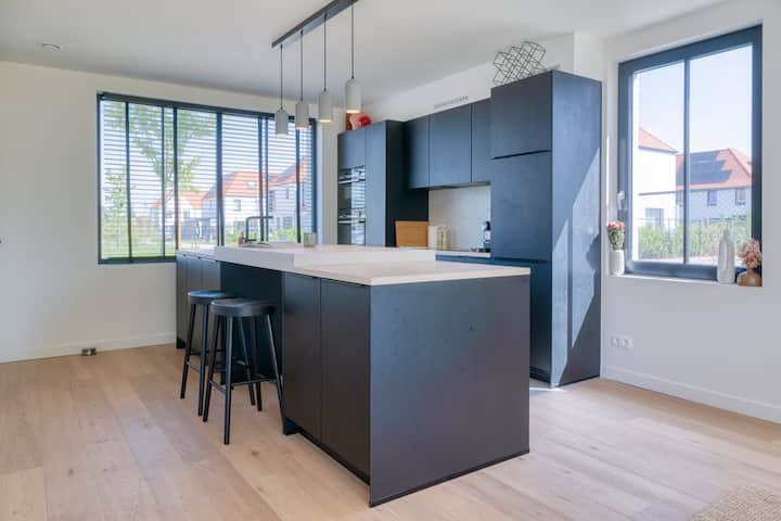 Beautiful 3-bedroom Home With Garden & Parking - Sint-Martens-Latem