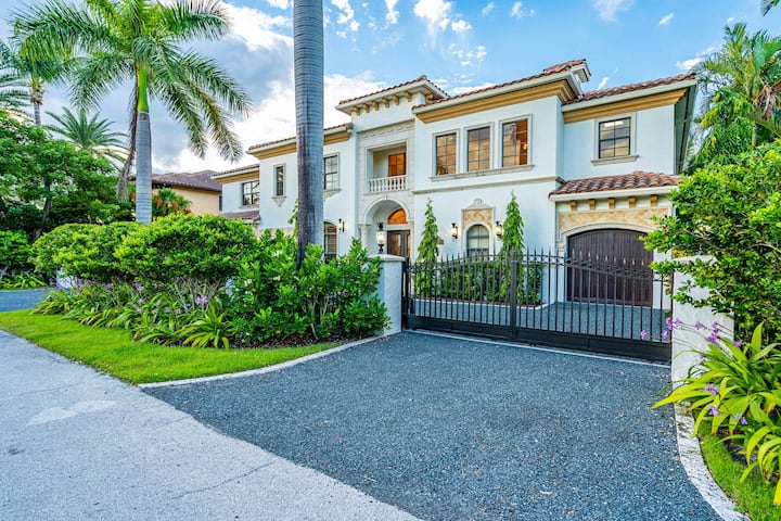 Prime Location Ultra-lux Ft Lauderdale Oasis Await - Fort Lauderdale, FL