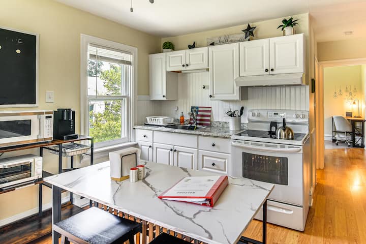 Near Nockamixon State Park: Telford Apt W/ Porch! - Bucks County, PA