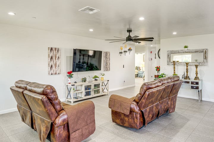 1 Mi To Rabobank Arena: Home W/ Gazebo! - Bakersfield, CA