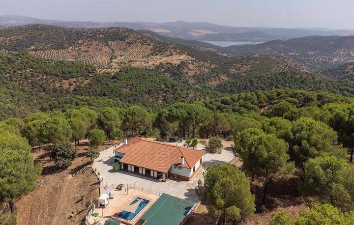 Finca El Corchuelo - Villanueva del Rey