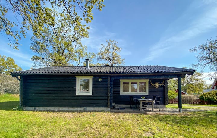 2 Bedroom Cozy Home In Oskarshamn - Oskarshamn