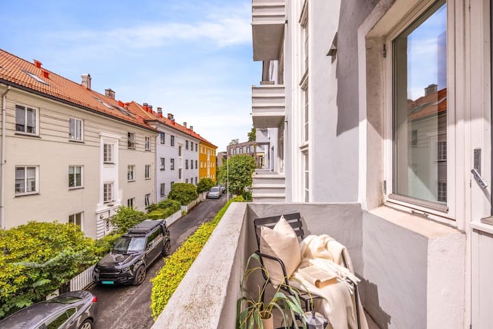 Modern 2br Balcony - Near Cruise Terminal - Bergen, Norway