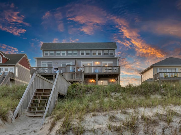 Pet Friendly! Oceanfront 5br | Views | Hot Tub - North Topsail Beach, NC