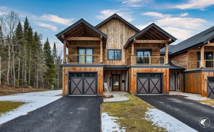 Riverbend Modern Luxury Retreat - Lake Placid, NY
