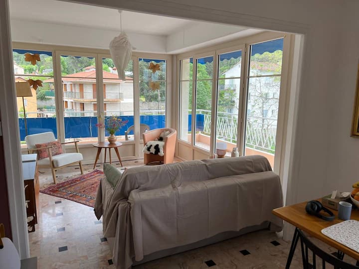 T2 Situe Au 3e Etage Avec Ascenseur Avec Grande Te - Vernet-les-Bains
