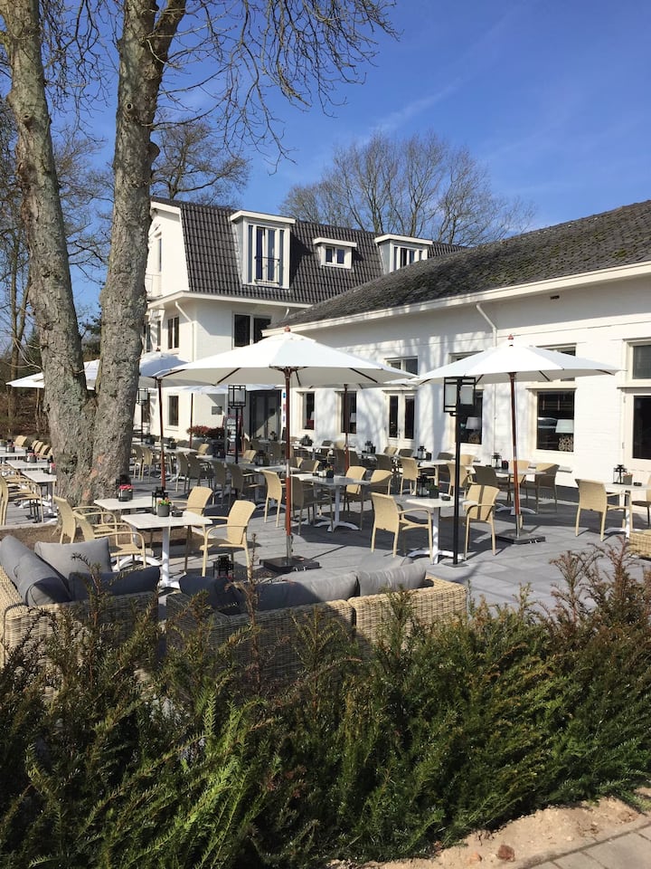 Ideal Stay! Free Parking And Onsite Dining! - Apeldoorn