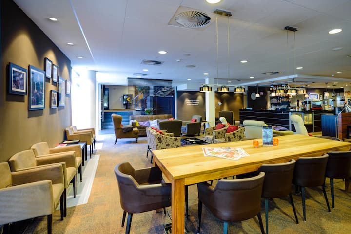 Garden Retreat, Trails & Free Parking Included - Amersfoort