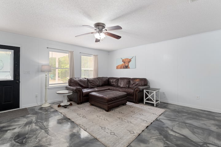 Pet Friendly Home In Crestview - Crestview, FL