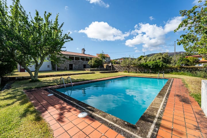 Casa Das Pintoras Garden And Pool - Viana do Castelo