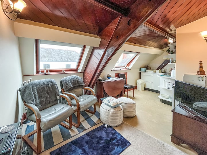 Chapel Court Loft Apartment - Beaumaris