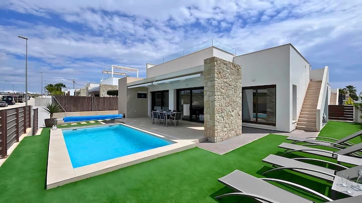 Villa Moderne Avec Piscine Privée Au Golf - Bigastro