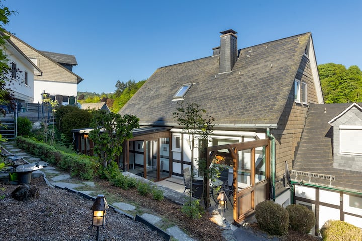 Ferienwohnung Am Hügel - Bad Fredeburg