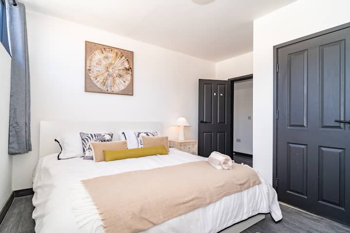Penthouse City Centre Apartment - Royal Tunbridge Wells