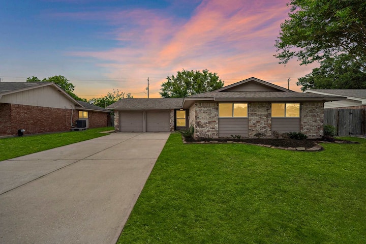 Cozy 3br Near Sylvan Beach | Bbq & Covered Patio - Deer Park, TX