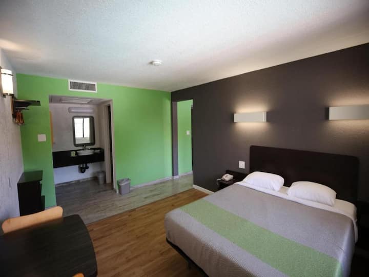 Ms6 Barstow | 1 Lit Queen | Suite, Non-fumeur - Barstow